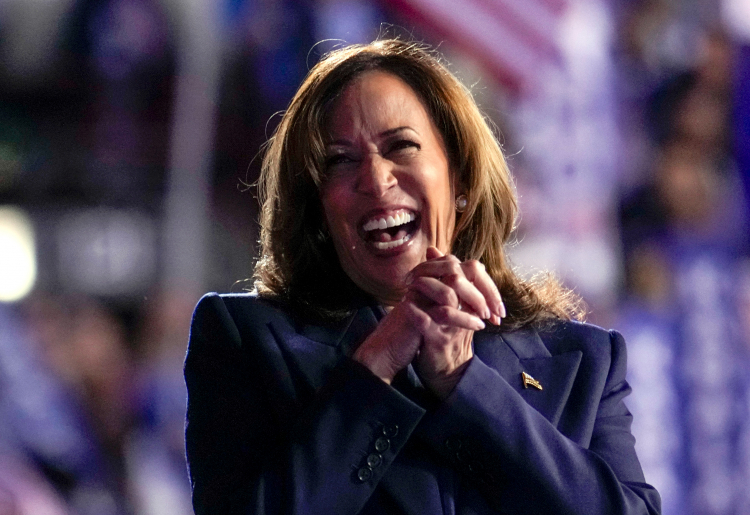 RealClearPolitics: Three Big Questions About the Election, Dueling ...