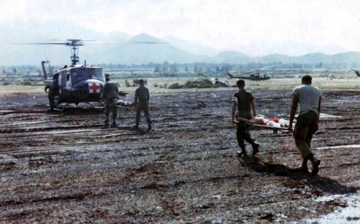 Vietnam War “Dustoff” Crews To Receive Congressional Gold Medal | RealClearDefense
