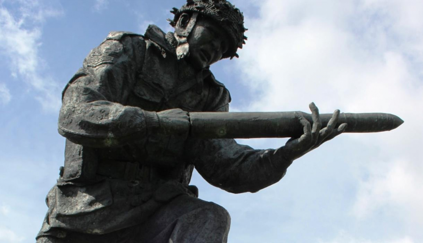 Hero Remembered 80 Years After WW2 Battle | RealClearHistory