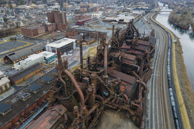 Rebuilding the Rust Belt One Company at a Time | RealClearPolitics