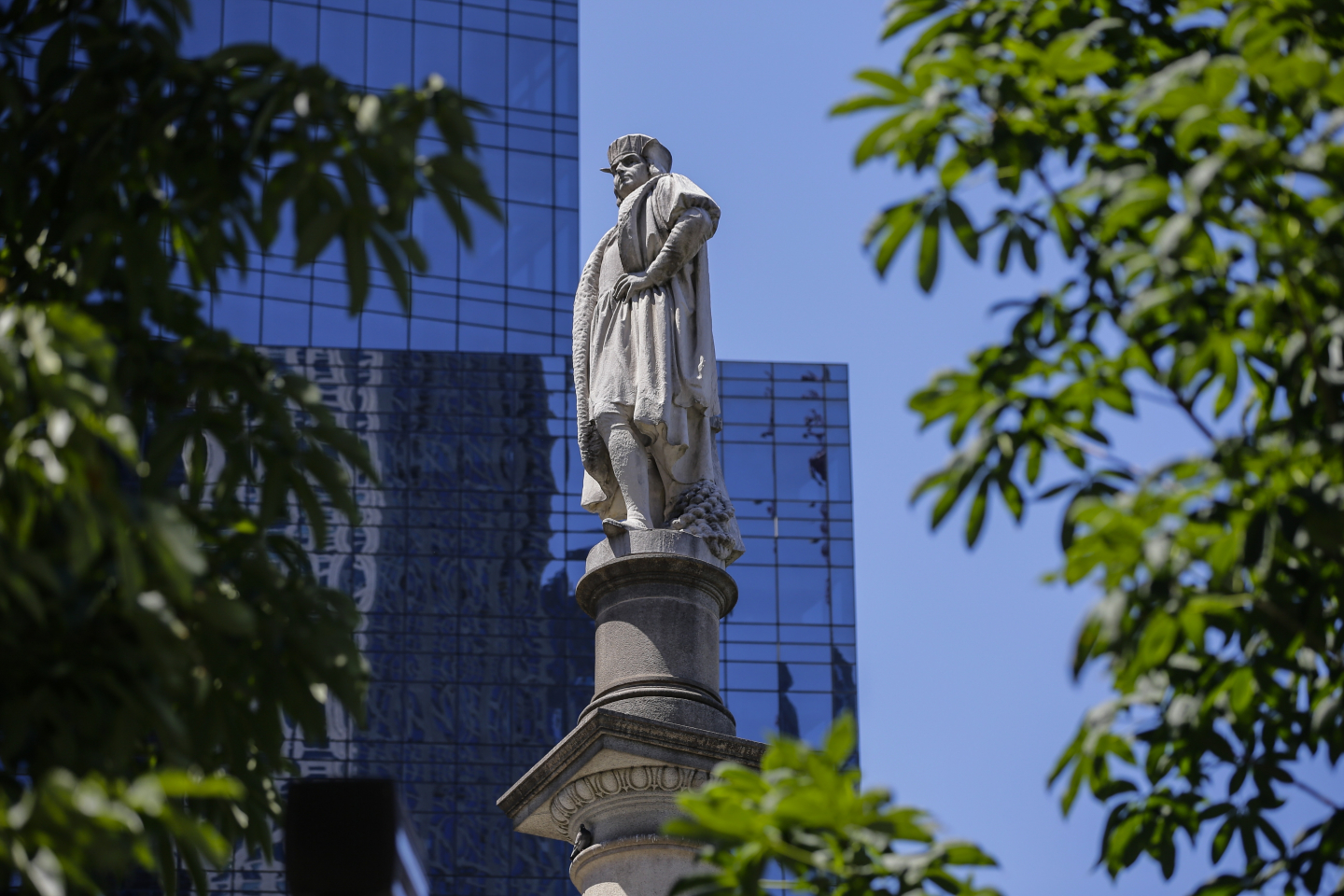 Researchers Claim to Identify Bones of Christopher Columbus ...