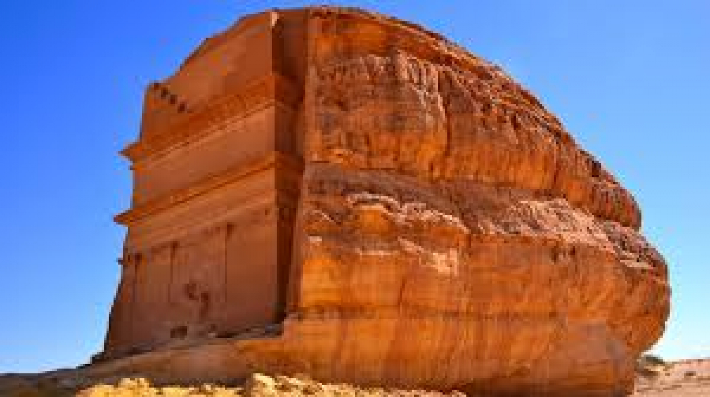 Qasr al-Farid: The Lonely Castle of the Ancient Nabateans ...