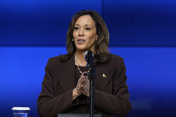 Watch Live: Kamala Harris Campaign Rally In Philadelphia | Video ...