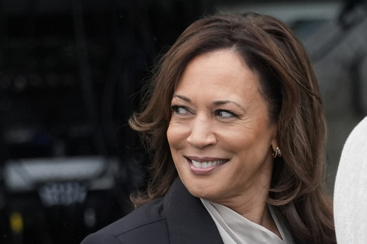 Watch Live: Kamala Harris Campaigns At Michigan Black Church ...