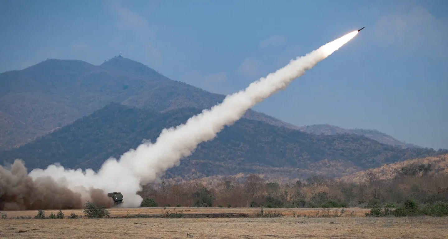 Army & Lockheed Test Fire Autonomous HIMARS Mobile Launcher ...