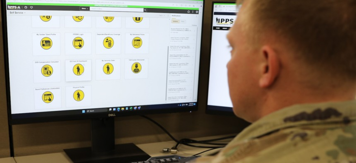 Army Aims To Move Its Pay System to the Cloud by 2027 | RealClearDefense