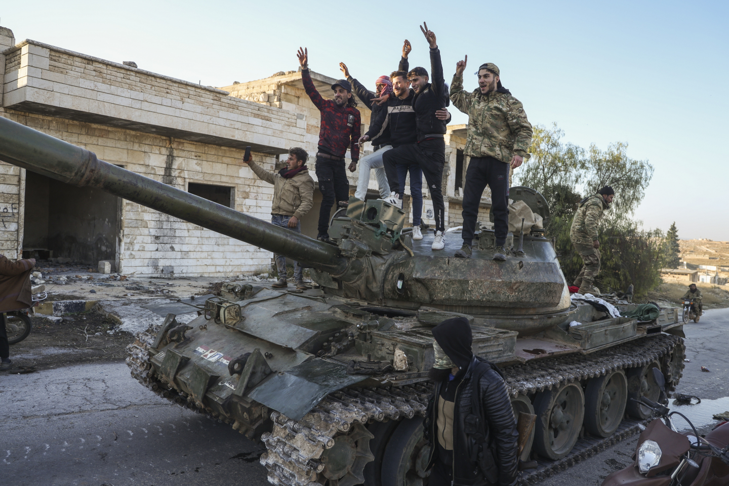 Aleppo Has Fallen, Assad’s Forces Regrouping As Rebels Blitz South ...