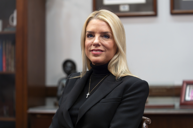 Pam Bondi Is the Right Choice for U.S. Attorney General | RealClearPolitics