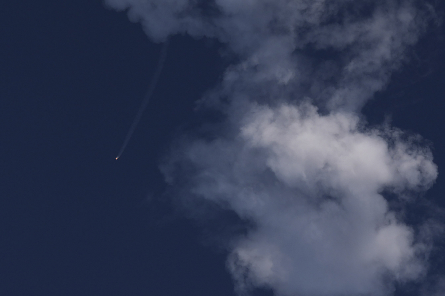 How Much Did Starship's Explosion Pollute the Atmosphere ...