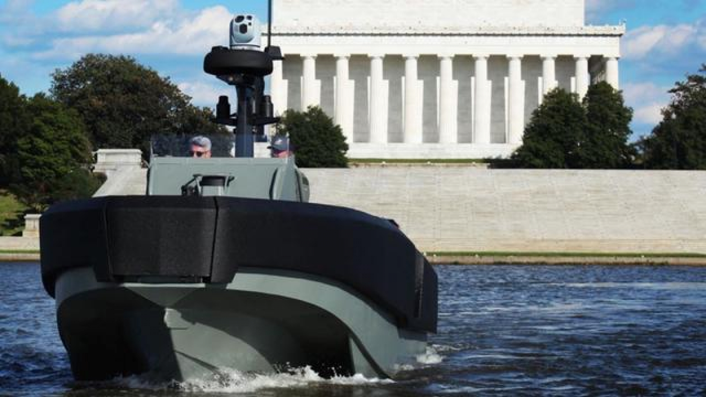 U.S. Marines Get Next-Gen Missile-Launching Boats | RealClearDefense