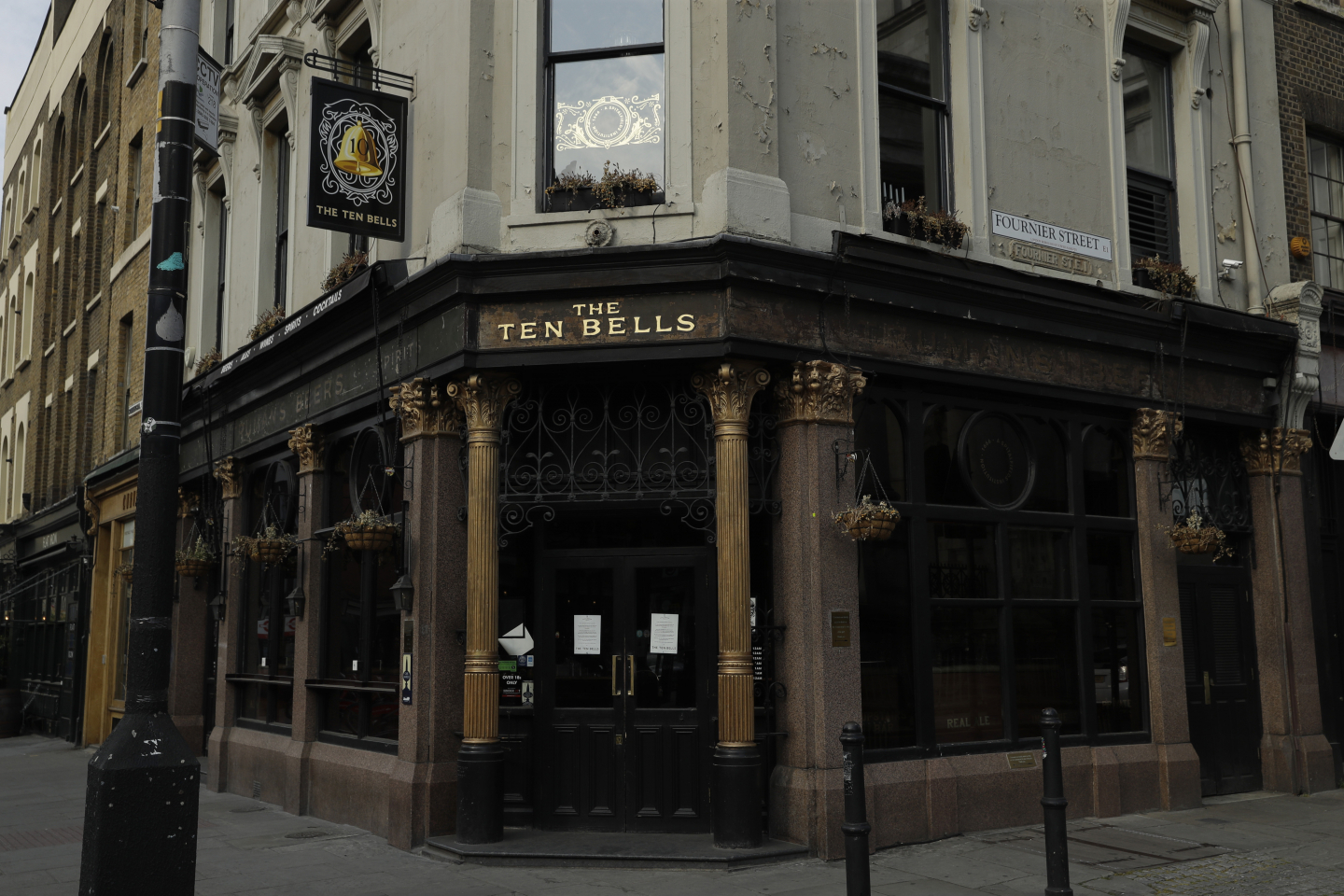 DNA Analysis Hasn't Solved the Mystery of Jack the Ripper ...