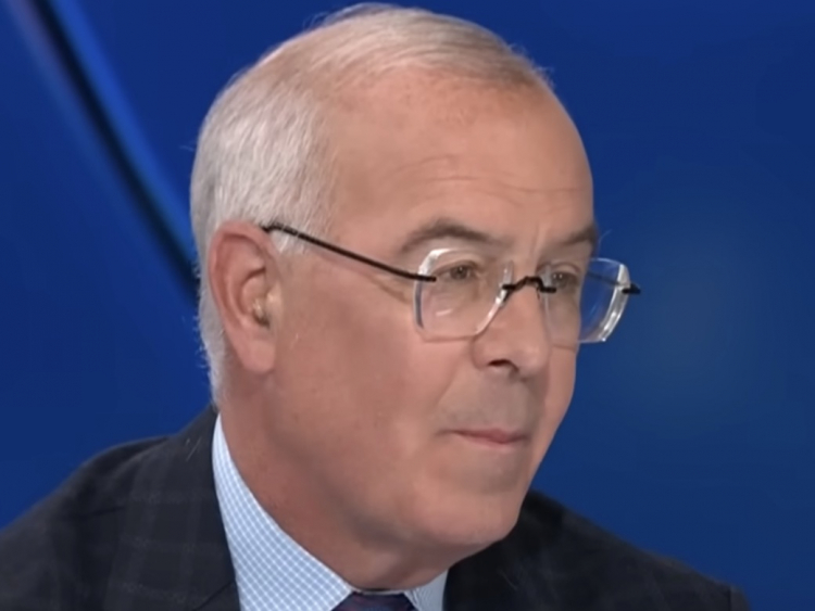 David Brooks on Signal Chat: "Democrats Should Talk About Nothing But ...