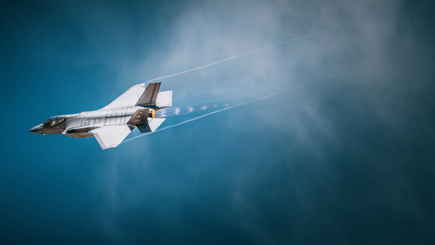 Lockheed Set to Resume F-35 Deliveries to Pentagon Next Week ...