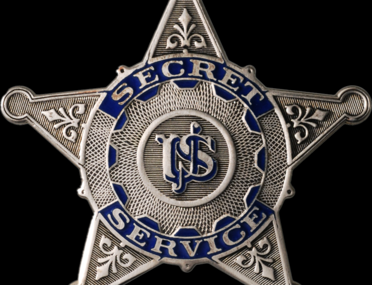 Exclusive: Former Secret Service Chief Remains on Agency Payroll ...