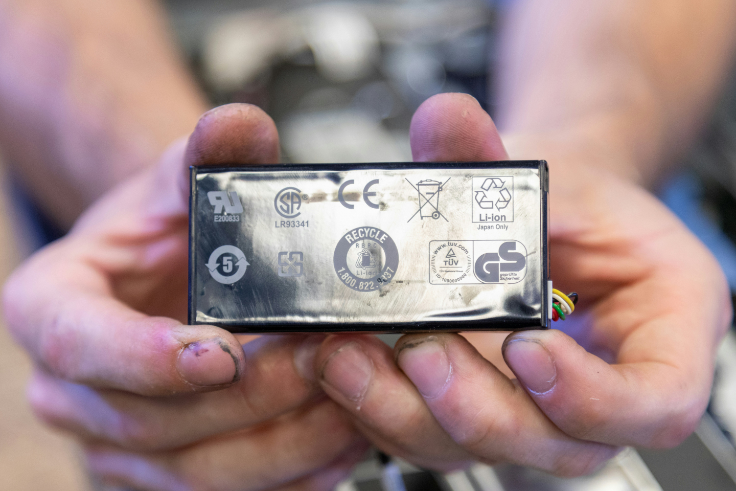Batteries That Absorb Carbon Emissions Closer to Reality | RealClearScience