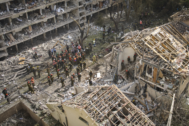 CNN: U.S. Officials Say "A Dozen" Bunker-Busters Dropped On Fordow, Two ...