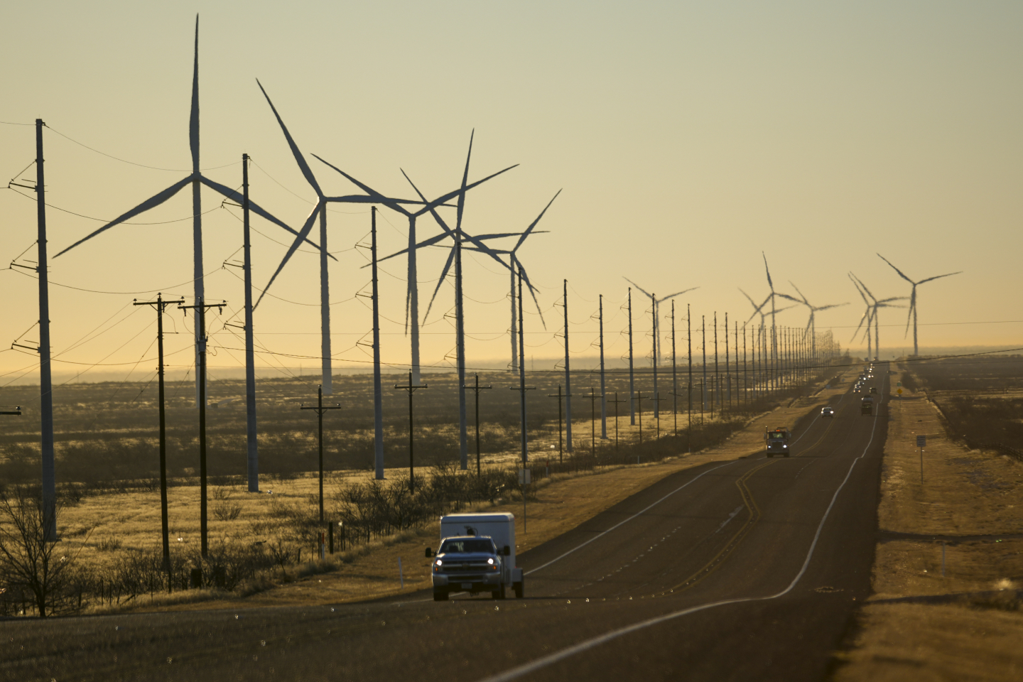 Wind and Solar Power Helps Keep Farms Alive | RealClearEnergy