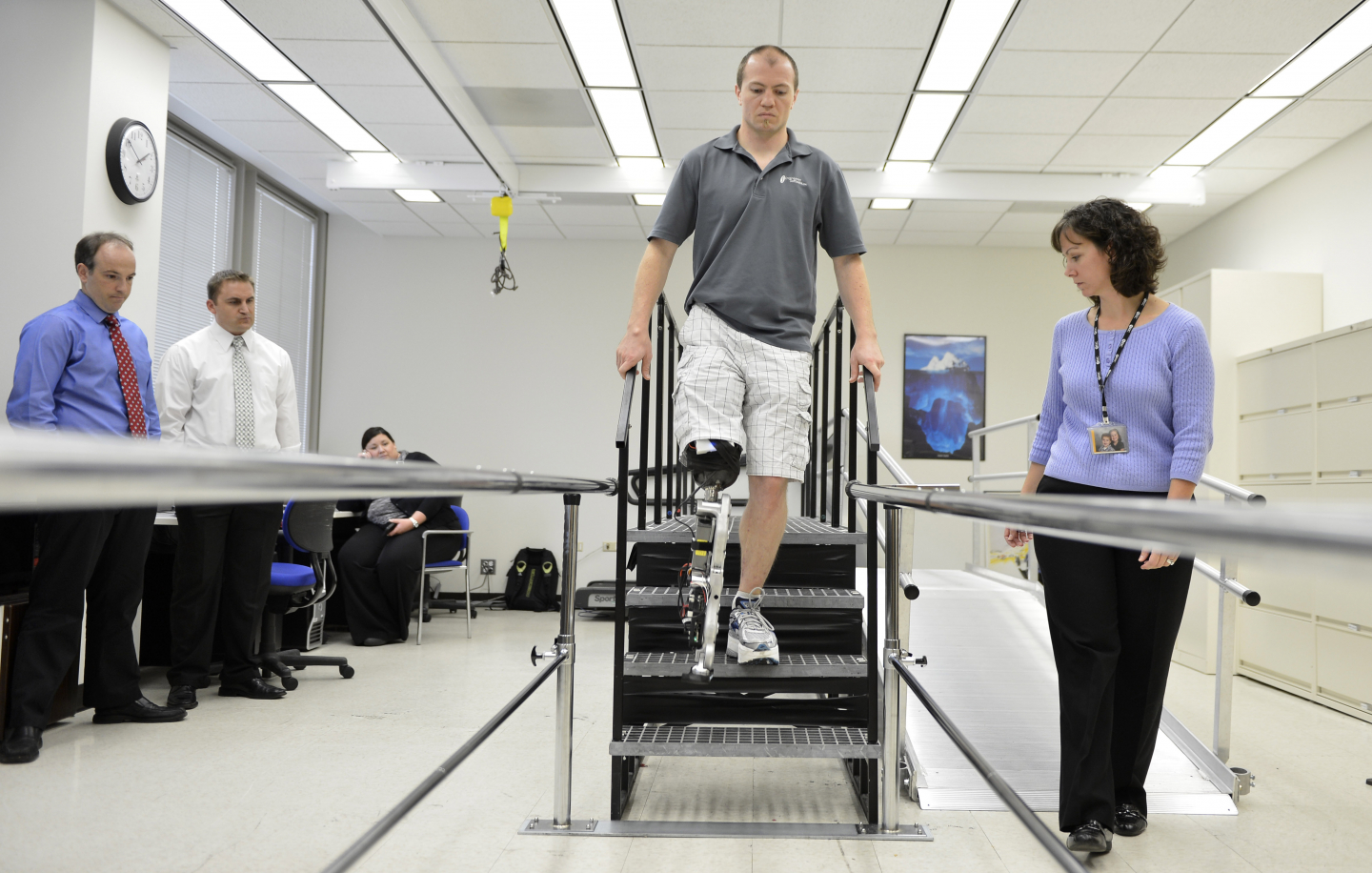 New Bionic Knee Can Restore Natural Movement for Amputees ...