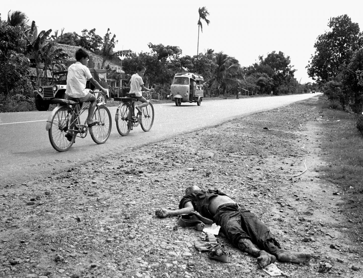 Inside the Battle Over ‘Napalm Girl’ | RealClearHistory