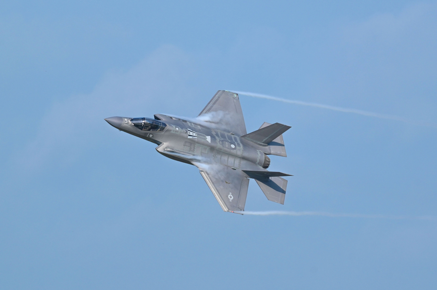 Pratt & Whitney Awarded $2.8B for New Lot 18 F-35 Engines ...