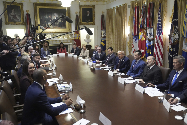 Under 'Chairman' Trump, U.S. Takes Stakes in Private Industry ...