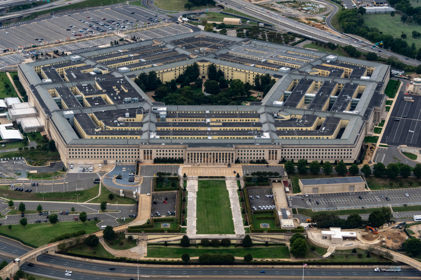 Pentagon Urged To Wage Decision-Based AI Warfare | RealClearDefense
