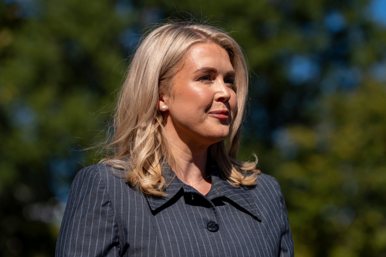 Watch Live: White House Press Briefing With Karoline Leavitt | Video ...