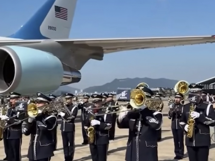 Watch: South Korean Band Plays "YMCA" For Trump Upon His Arrival On Air ...