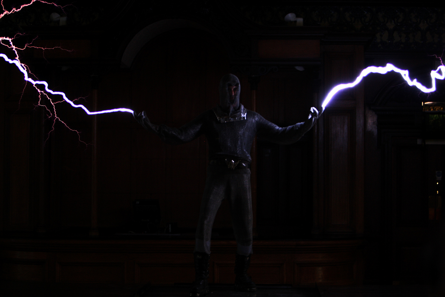 Physicists Showed the Faraday Effect Works in a Totally New Way ...