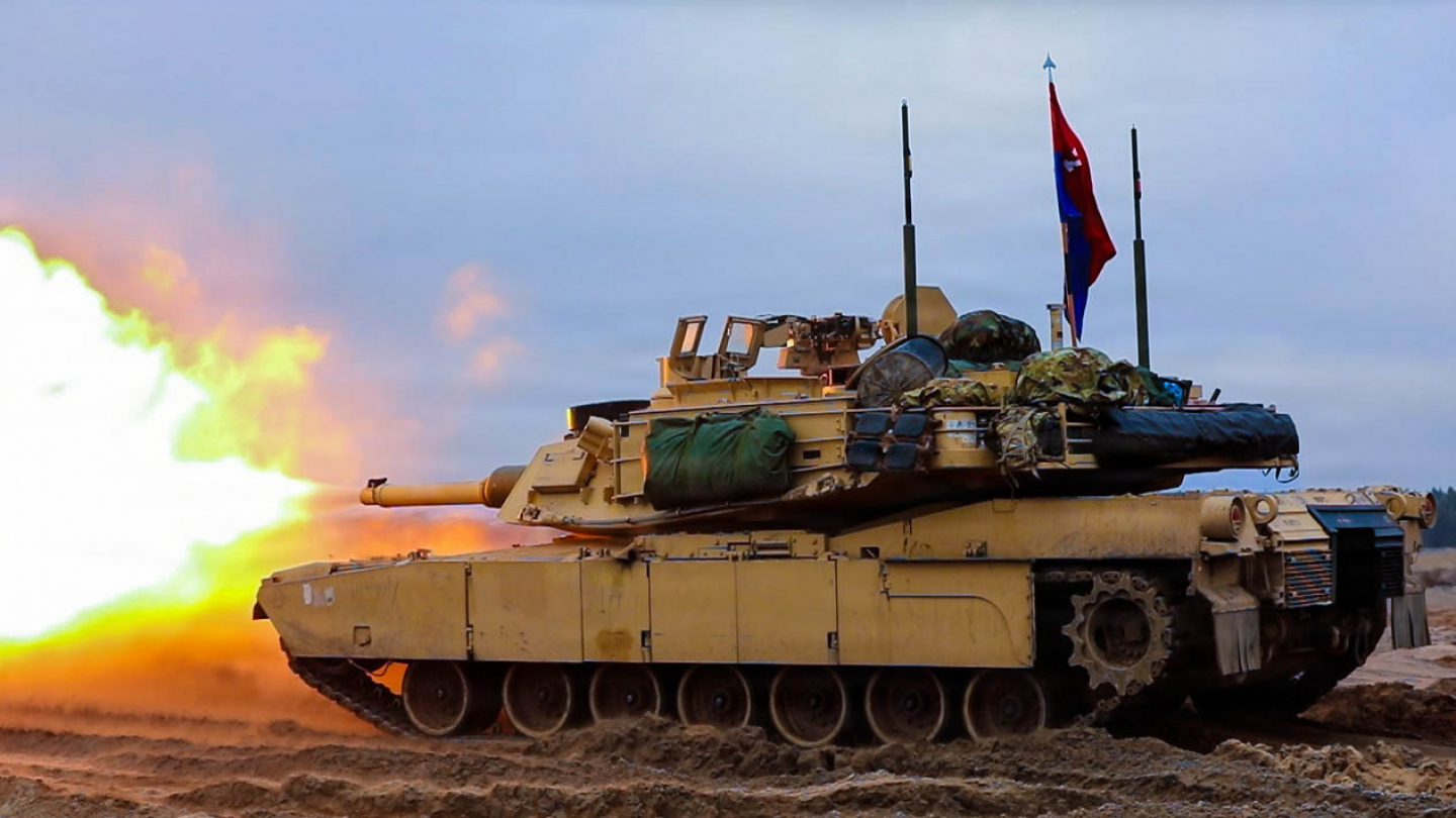 U.S. Deploys Abrams Tanks for Live Fire Drills 800km From Moscow ...