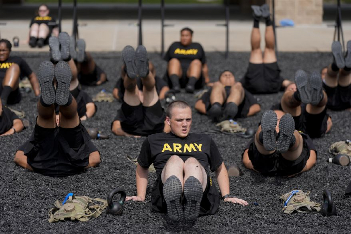 Military Hits Best Recruiting Numbers in 15 Years | RealClearDefense