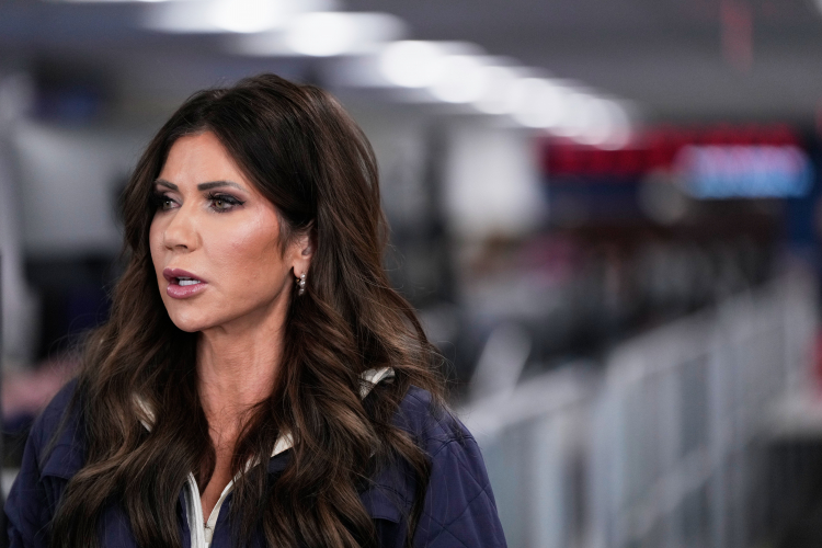 Agents Voice Frustration With DHS Leadership's Handling of Crisis ...