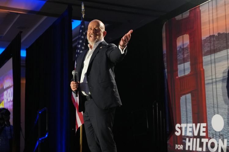 Outsiders Night: GOP ‘Change’ Agents Rattle Deep-Blue California ...